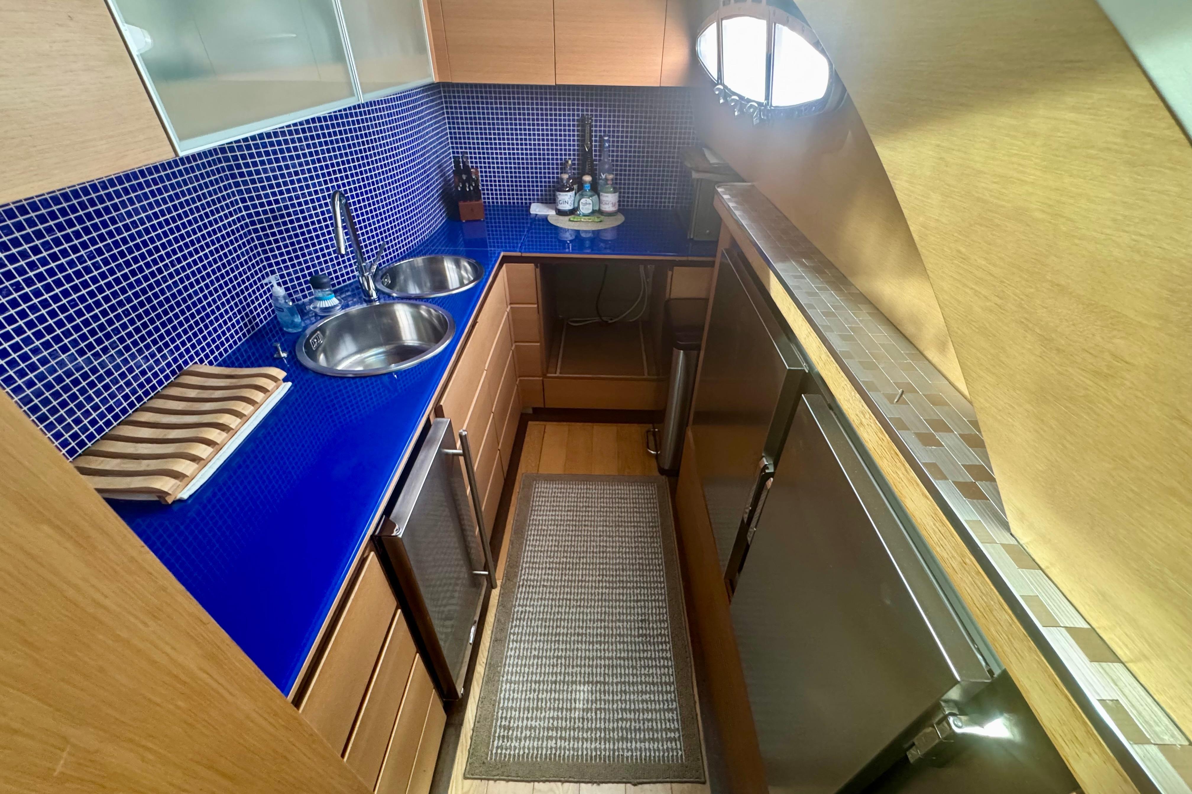 2008 PERSHING 72 for Sale in FL | Global Yacht Exchange