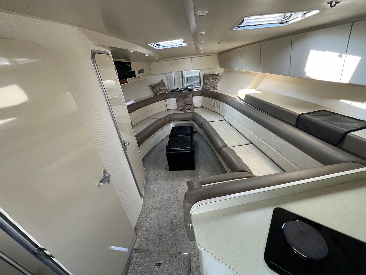 1990 Trojan 11 Meter Express for Sale in FL | Global Yacht Exchange