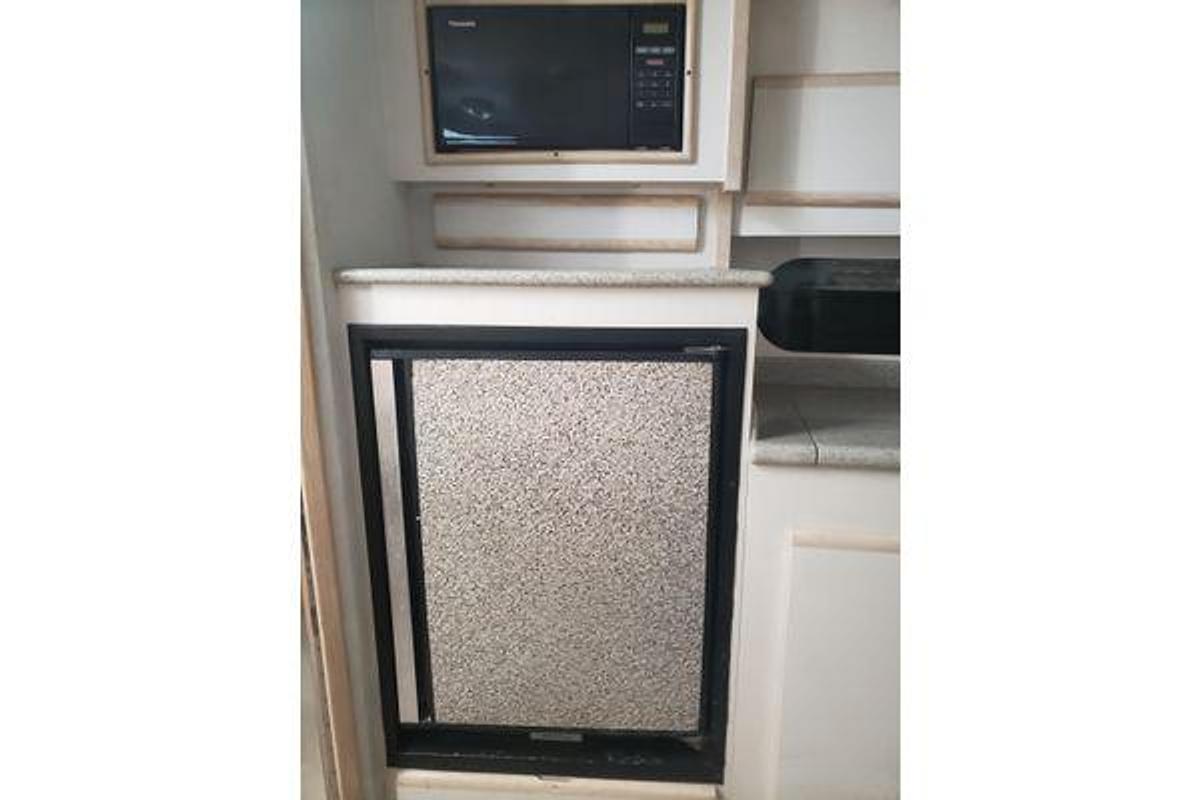 1995 Blackfin 31 Combi for Sale in NJ | Global Yacht Exchange