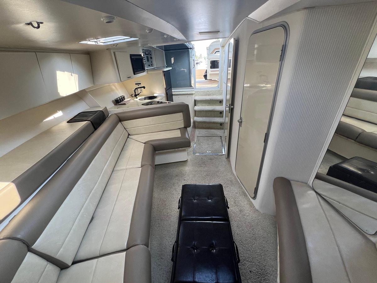 1990 Trojan 11 Meter Express for Sale in FL | Global Yacht Exchange