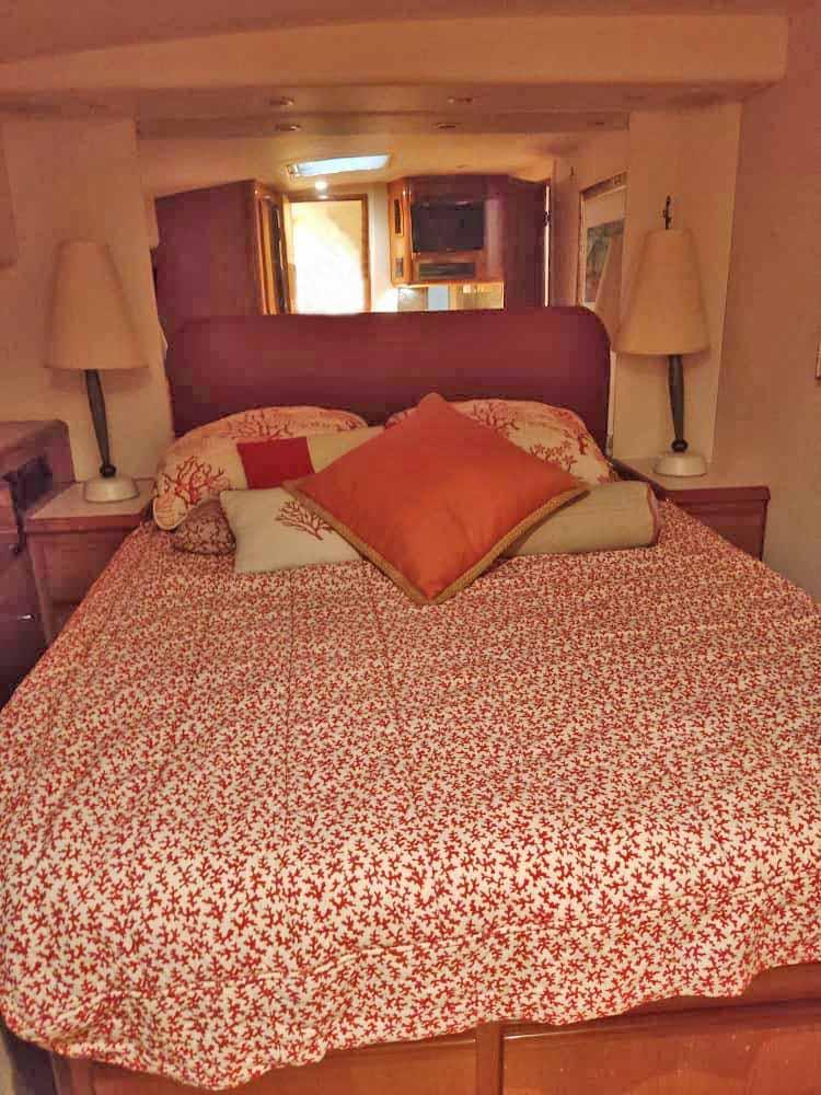 2001 Viking 50 Convertible for Sale in Venezuela | Global Yacht Exchange