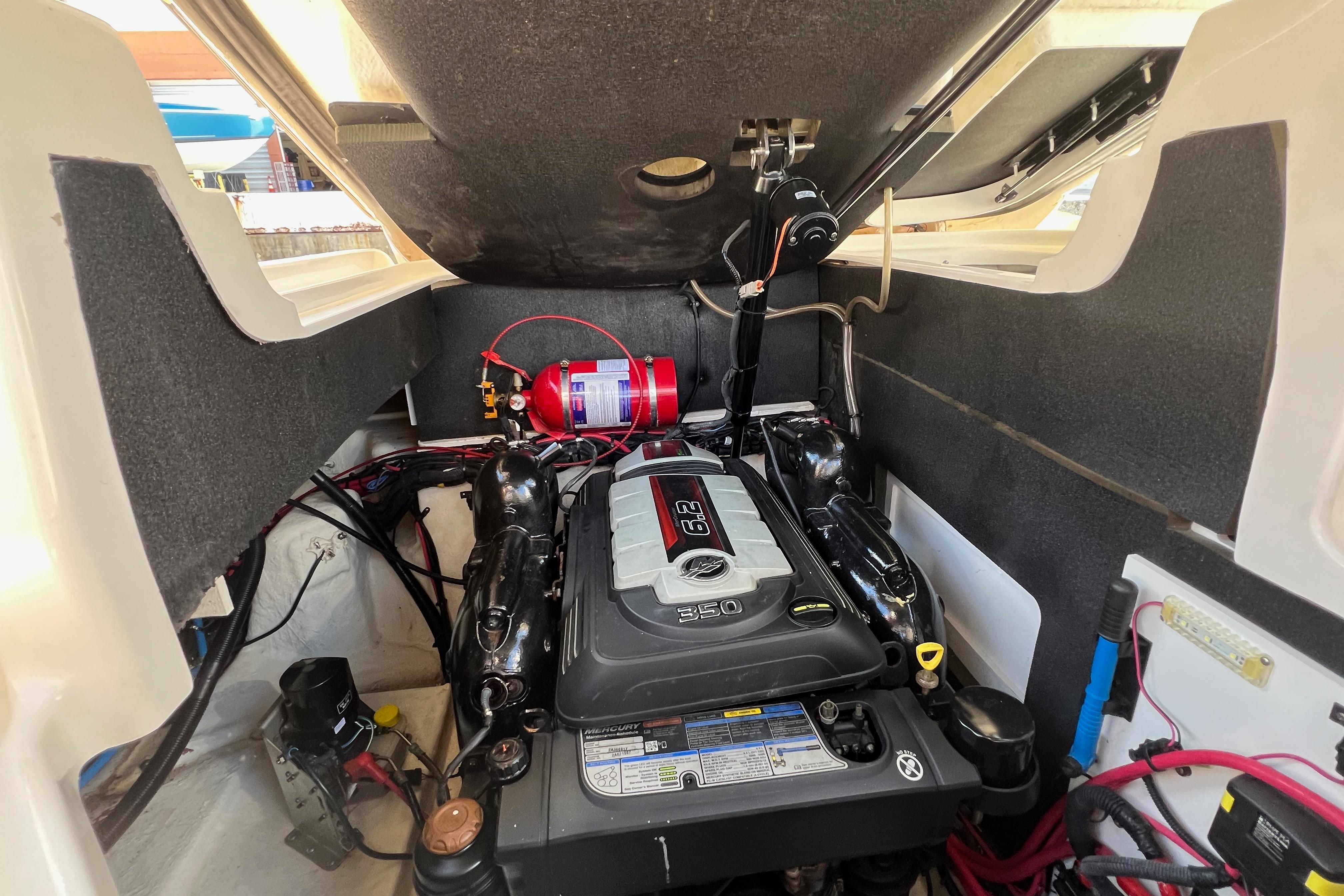 2020 Sea Ray 280 SLX for Sale in FL | Global Yacht Exchange