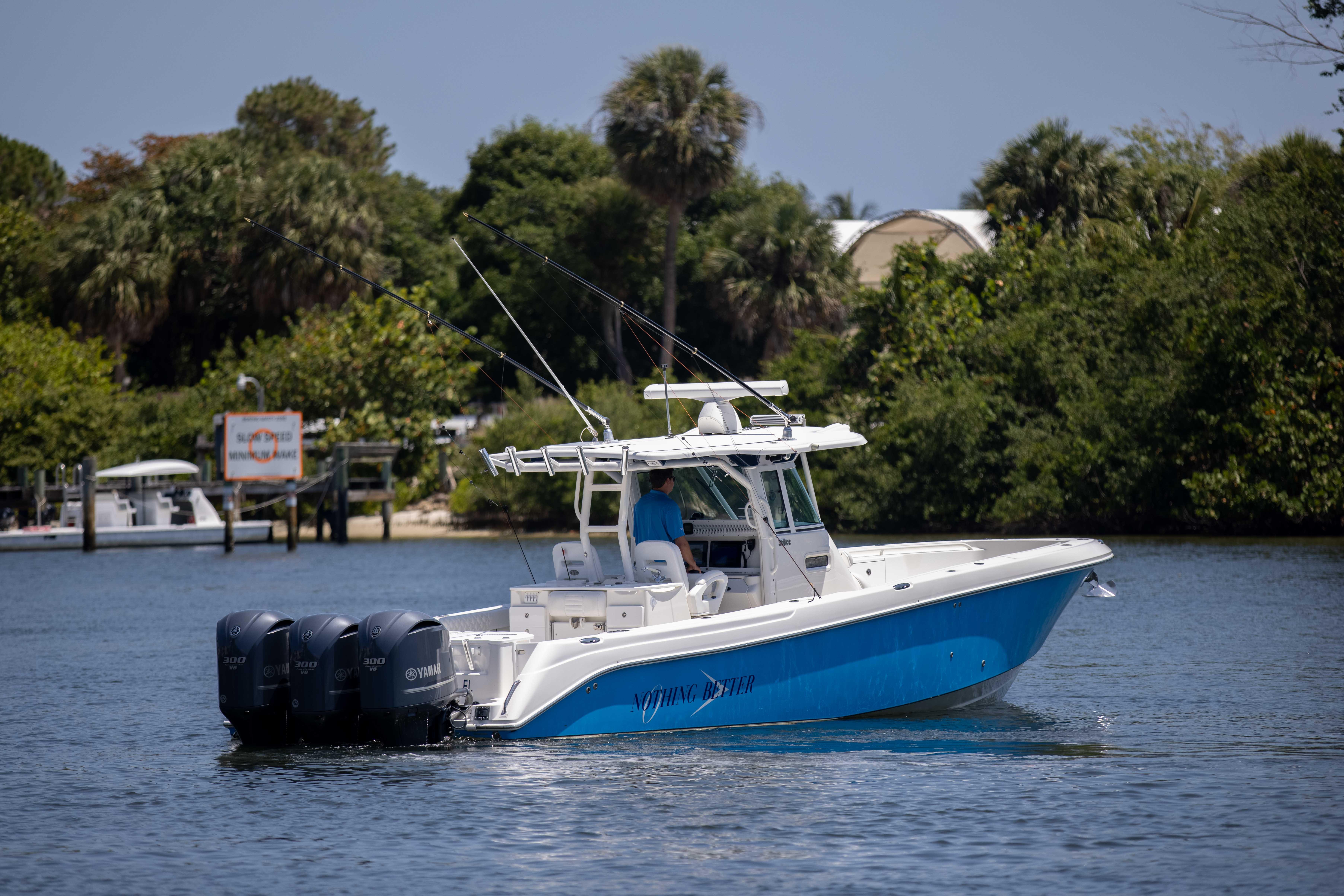 2009 EVERGLADES 350 CENTER CONSOLE for Sale in FL | Global Yacht Exchange