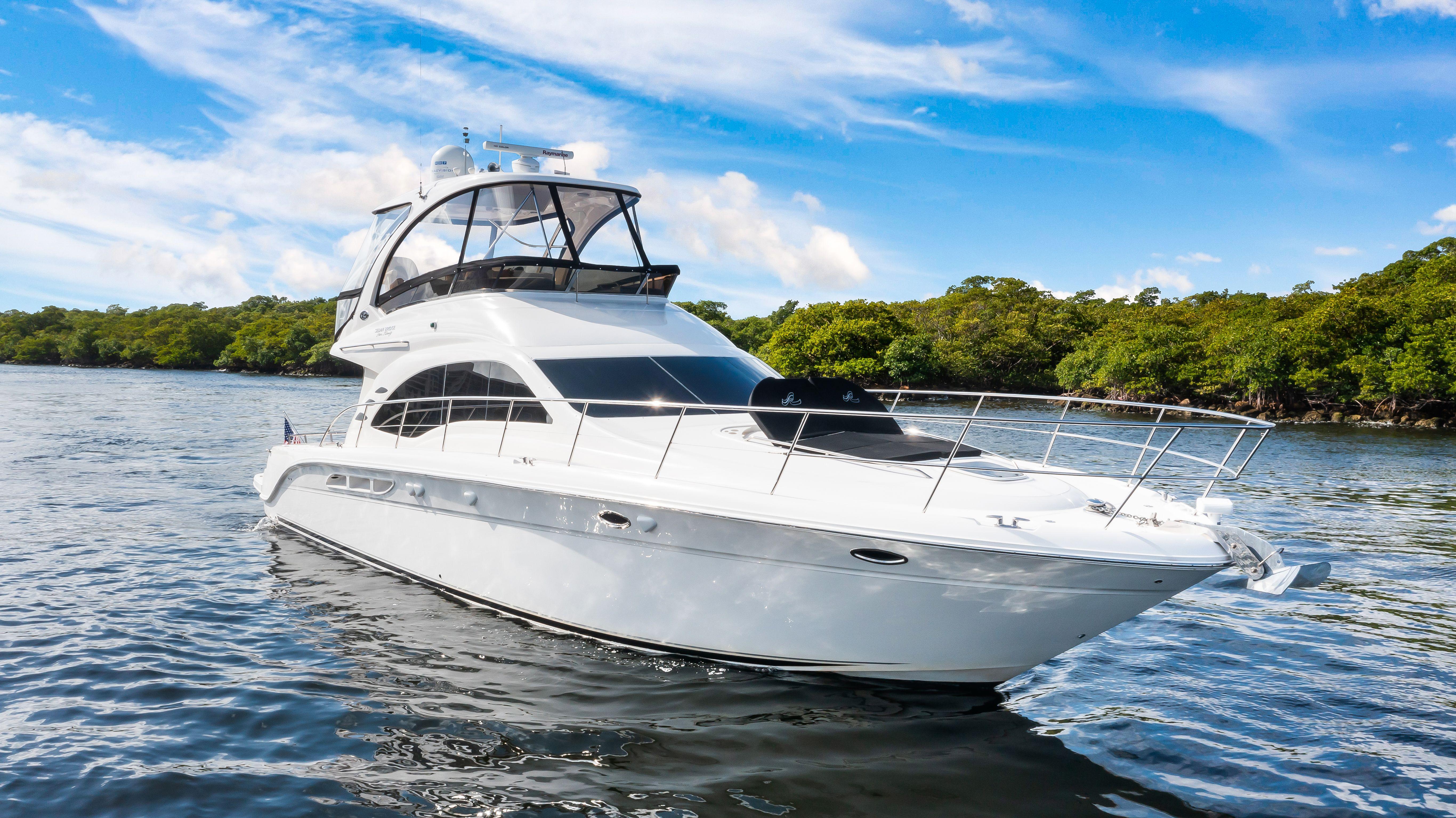 2013 SEA RAY 520 SEDAN BRIDGE for Sale in FL | Global Yacht Exchange